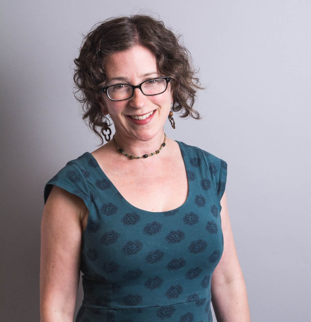 Cantor Elise Barber | Temple Beth Sholom